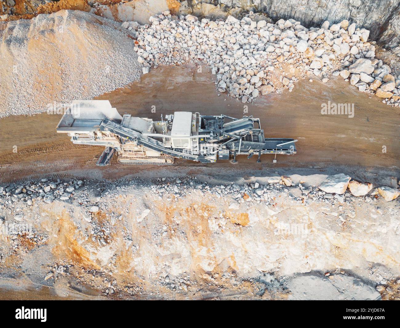 Vehicles working in quarry in hi-res stock photography and images - Alamy