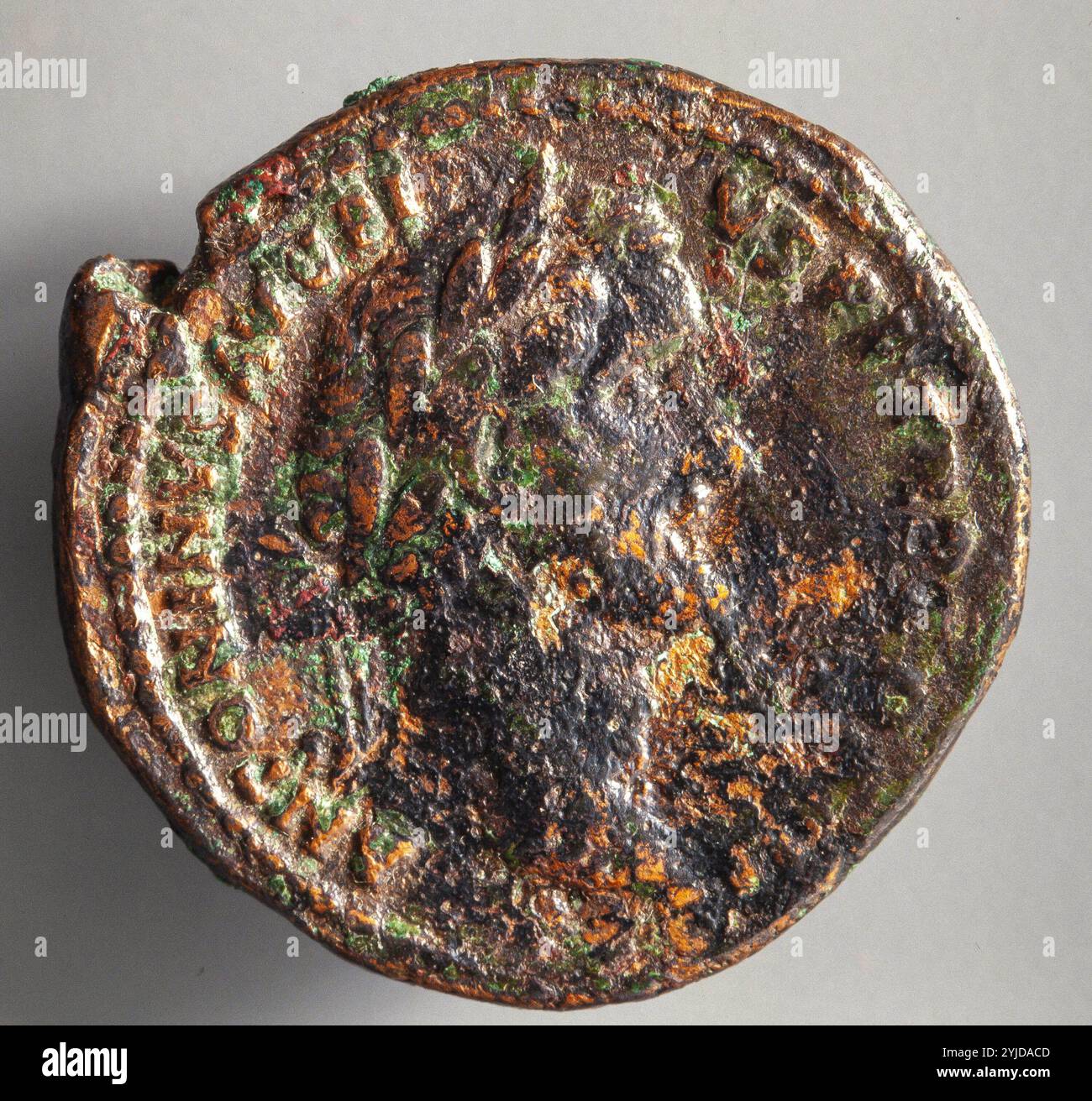 Moneda romana, Licinio, procedente de Iluro. Can Serra Museu de Mataró ...