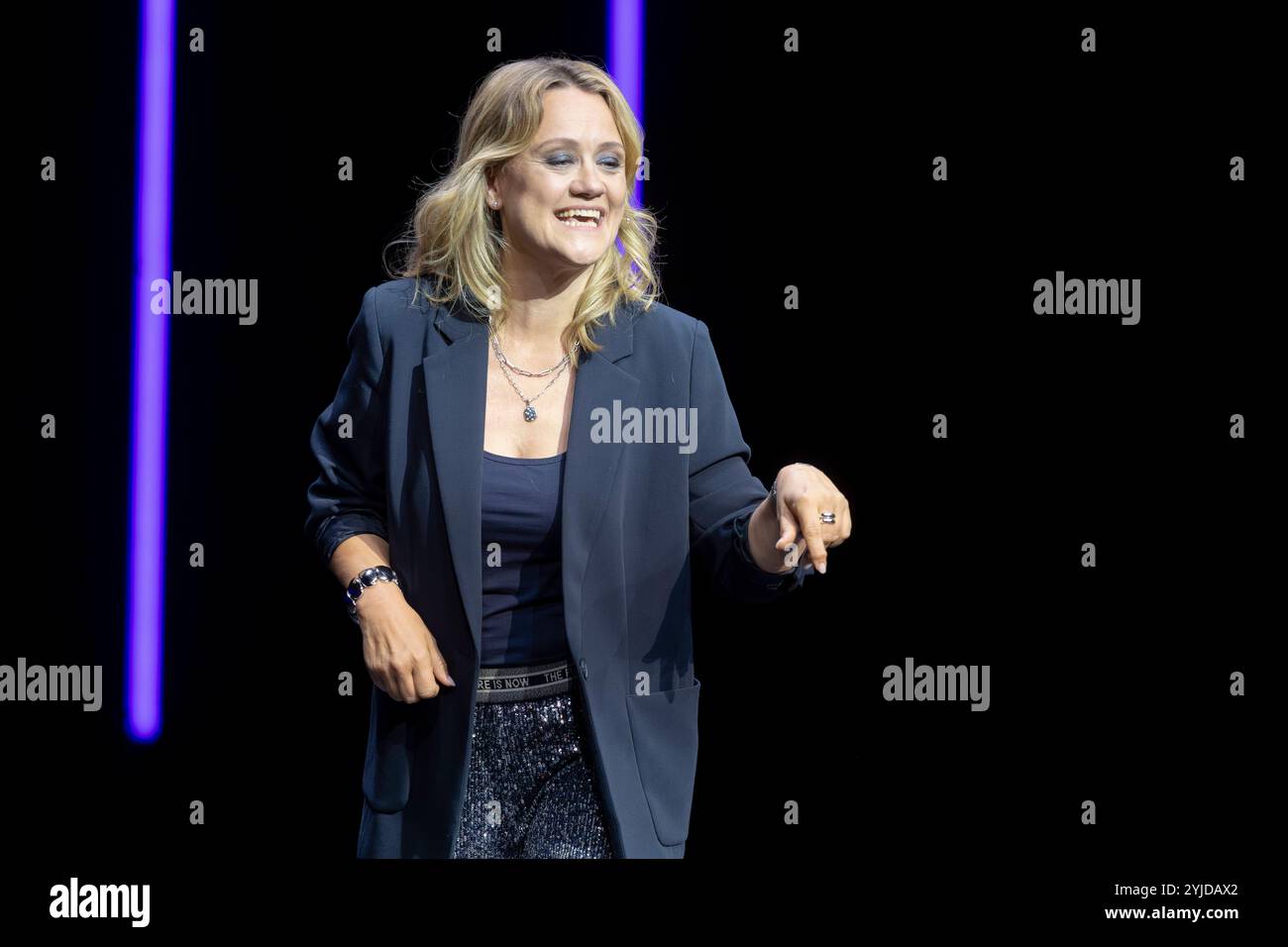 Komikerin Lisa Feller während der 16. HOPE Gala im Schauspielhaus ...