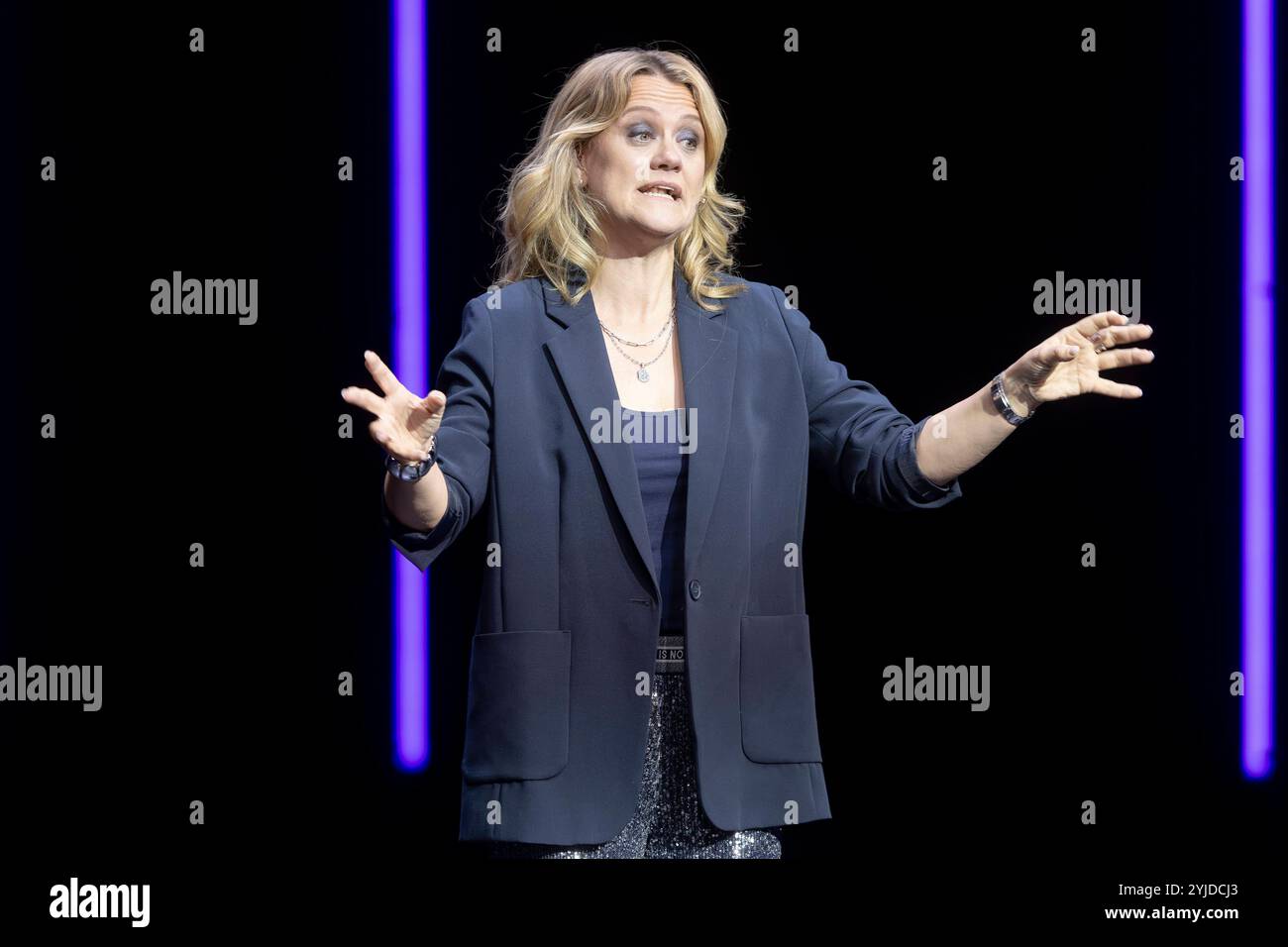 Komikerin Lisa Feller während der 16. HOPE Gala im Schauspielhaus ...