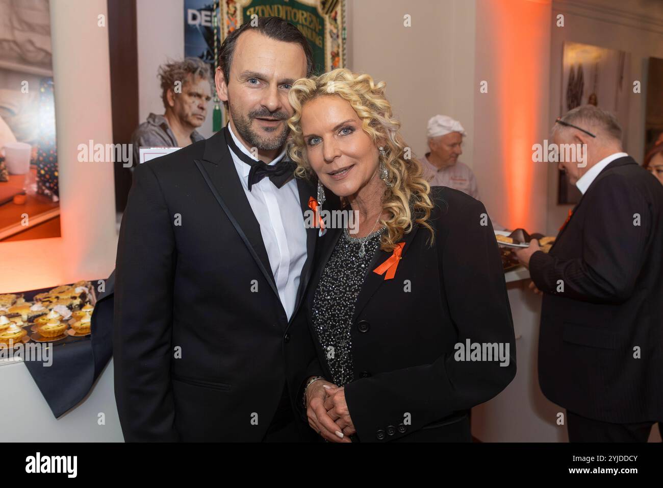 Fernseh-Moderatorin Victoria Herrmann und ihr Ehemann David Böthig ...