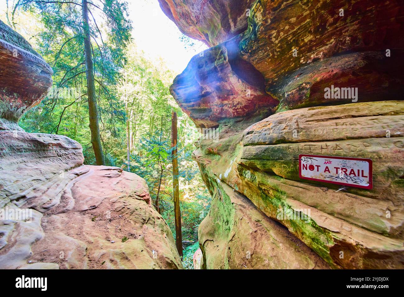 Rock house cave sign hi-res stock photography and images - Alamy