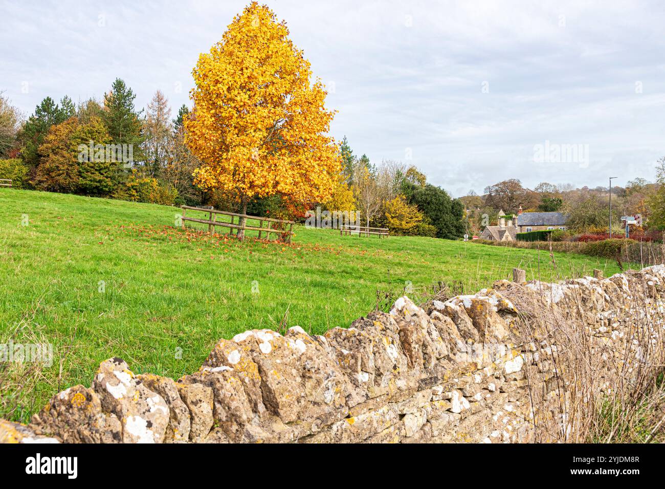 Autumn in the Cotswolds at the village of Lower Swell, Gloucestershire ...