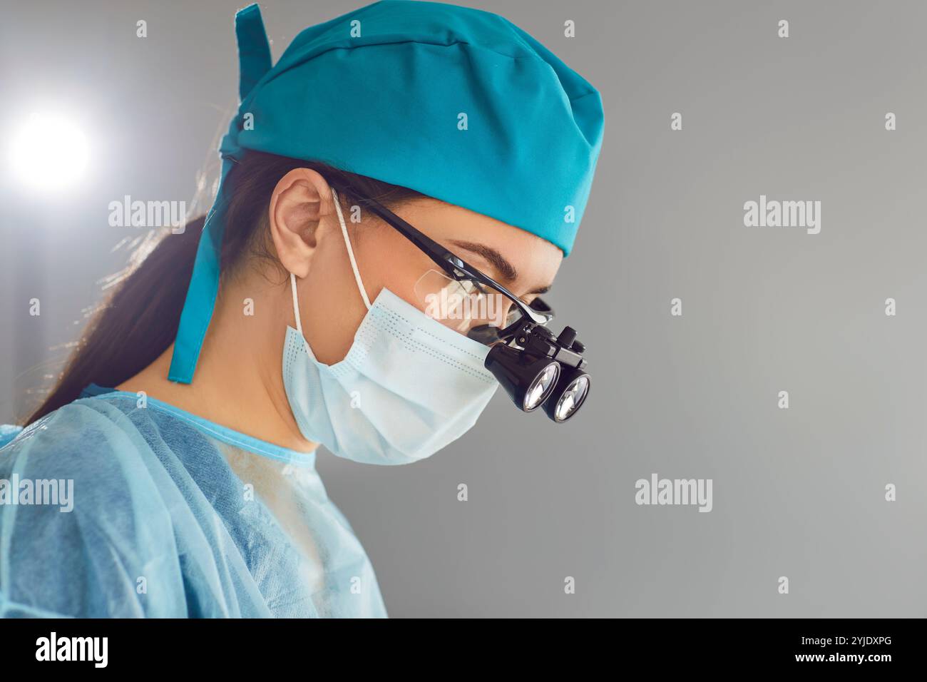 Surgical magnifying glasses hi-res stock photography and images - Alamy