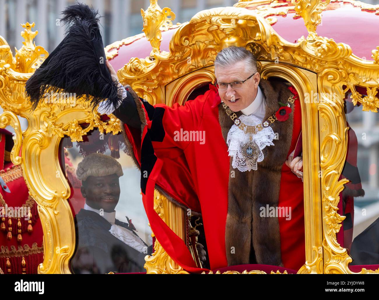 Lord mayor of london ceremonial hat hi-res stock photography and images ...