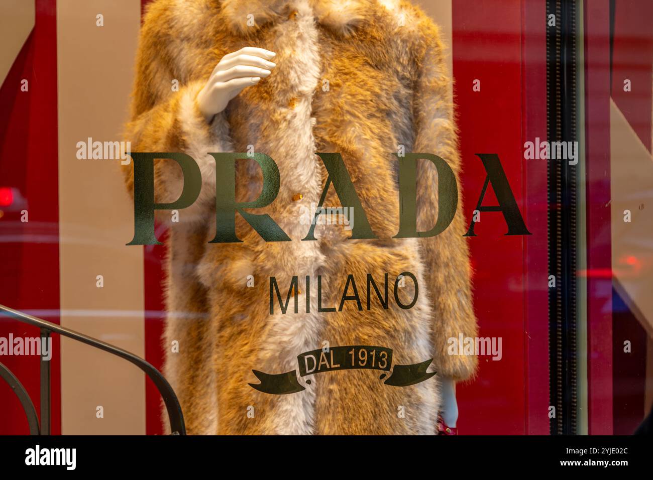 Prada milano logo hi-res stock photography and images - Alamy