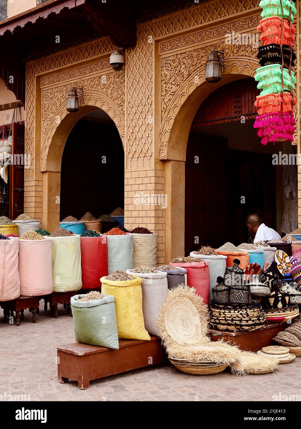 Differentcultore hi-res stock photography and images - Alamy