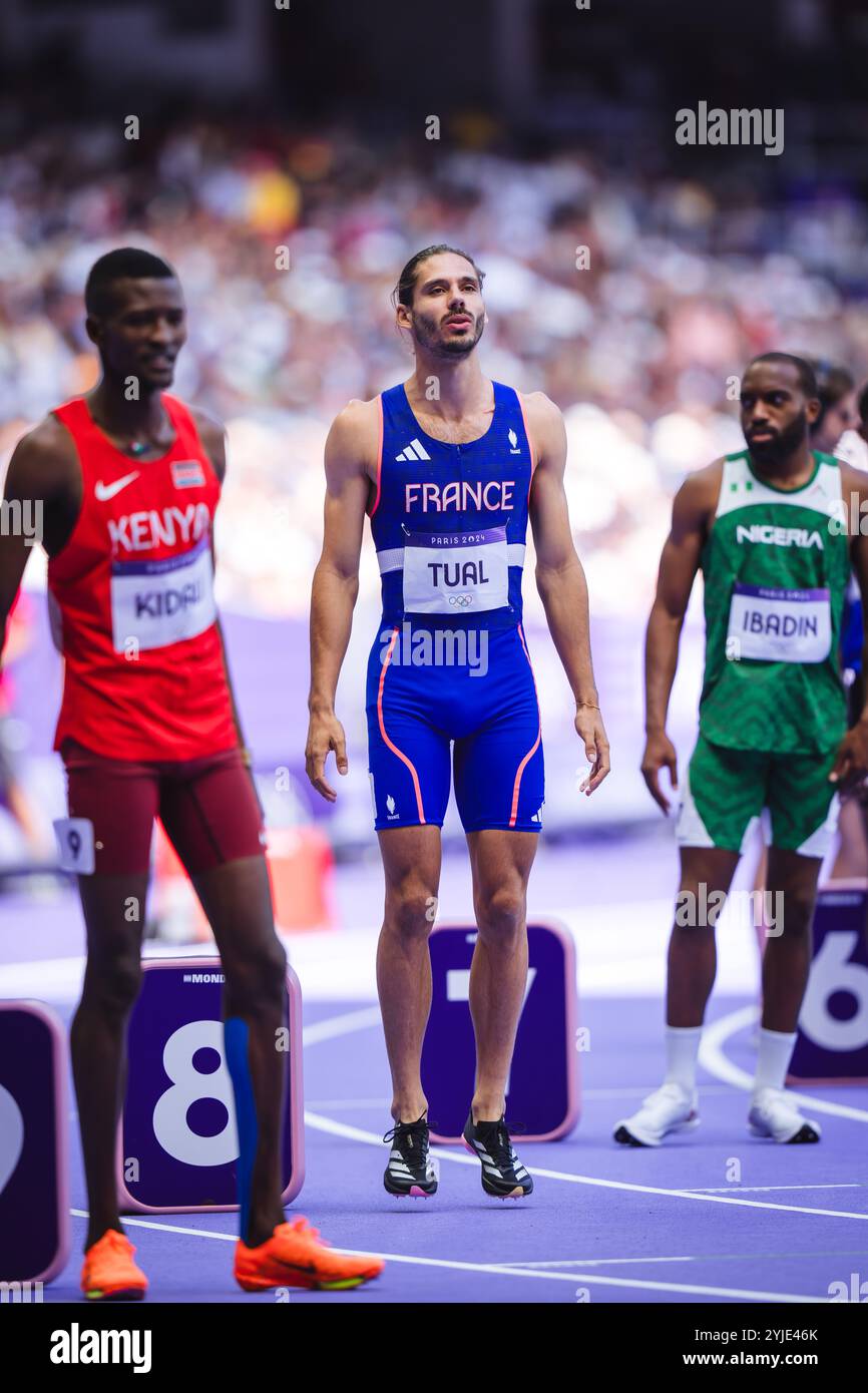 Gabriel Tual participating in the 800 meters at the Paris 2024 Olympic ...