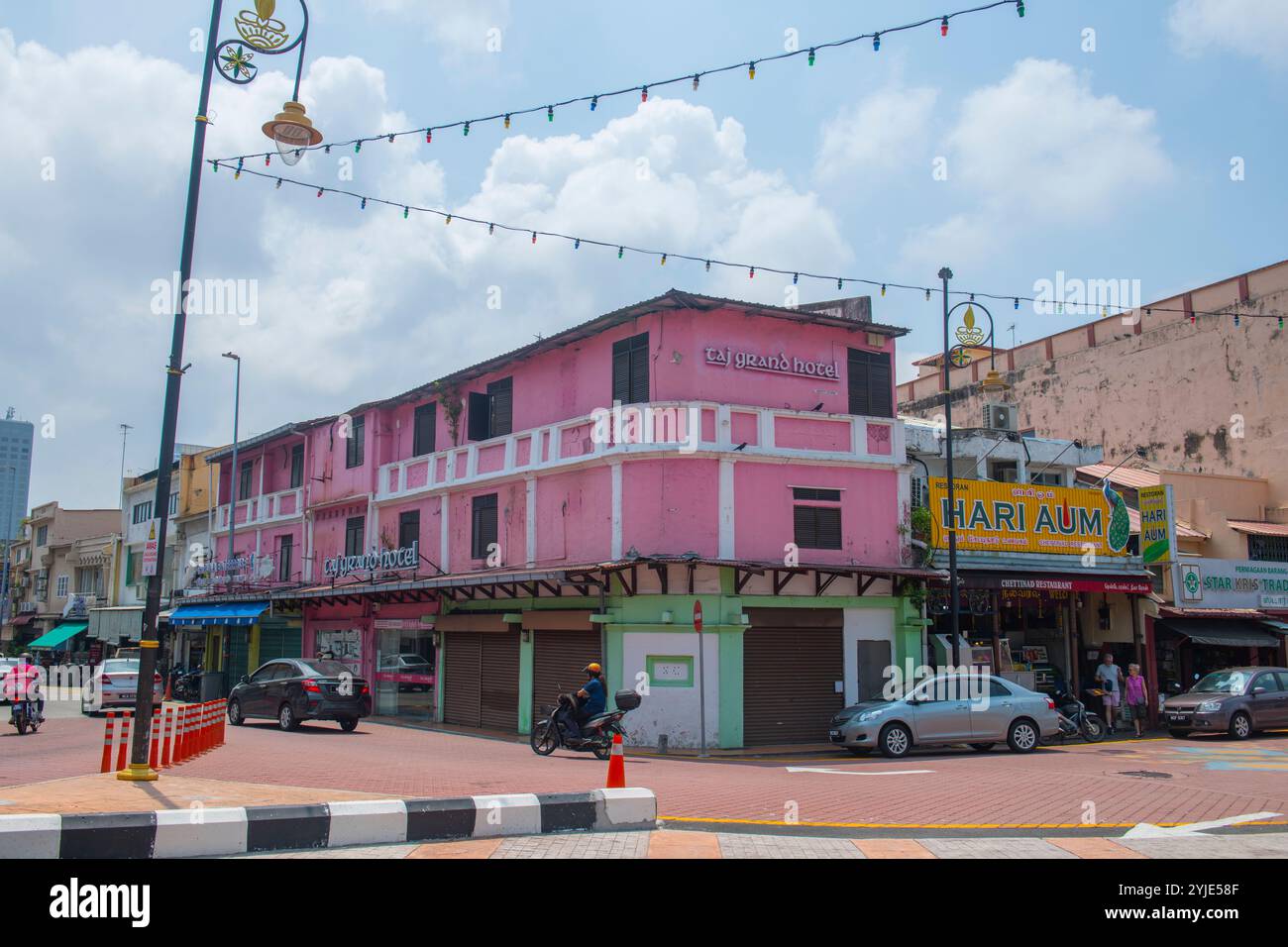 Taj Grand Hotel in Little India on Jalan Bunga Raya in city center of ...