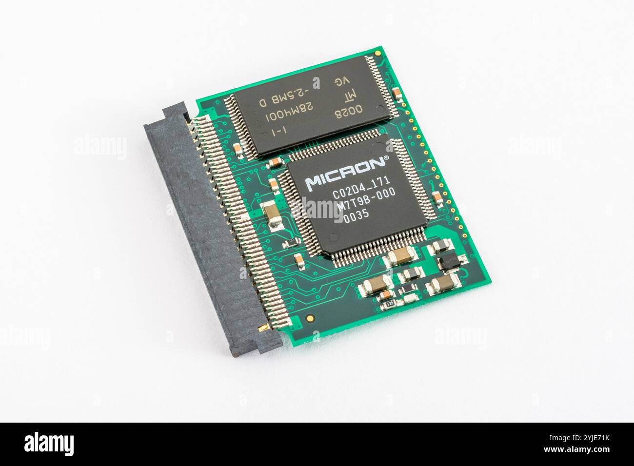 Inside compact flash card hi-res stock photography and images - Alamy