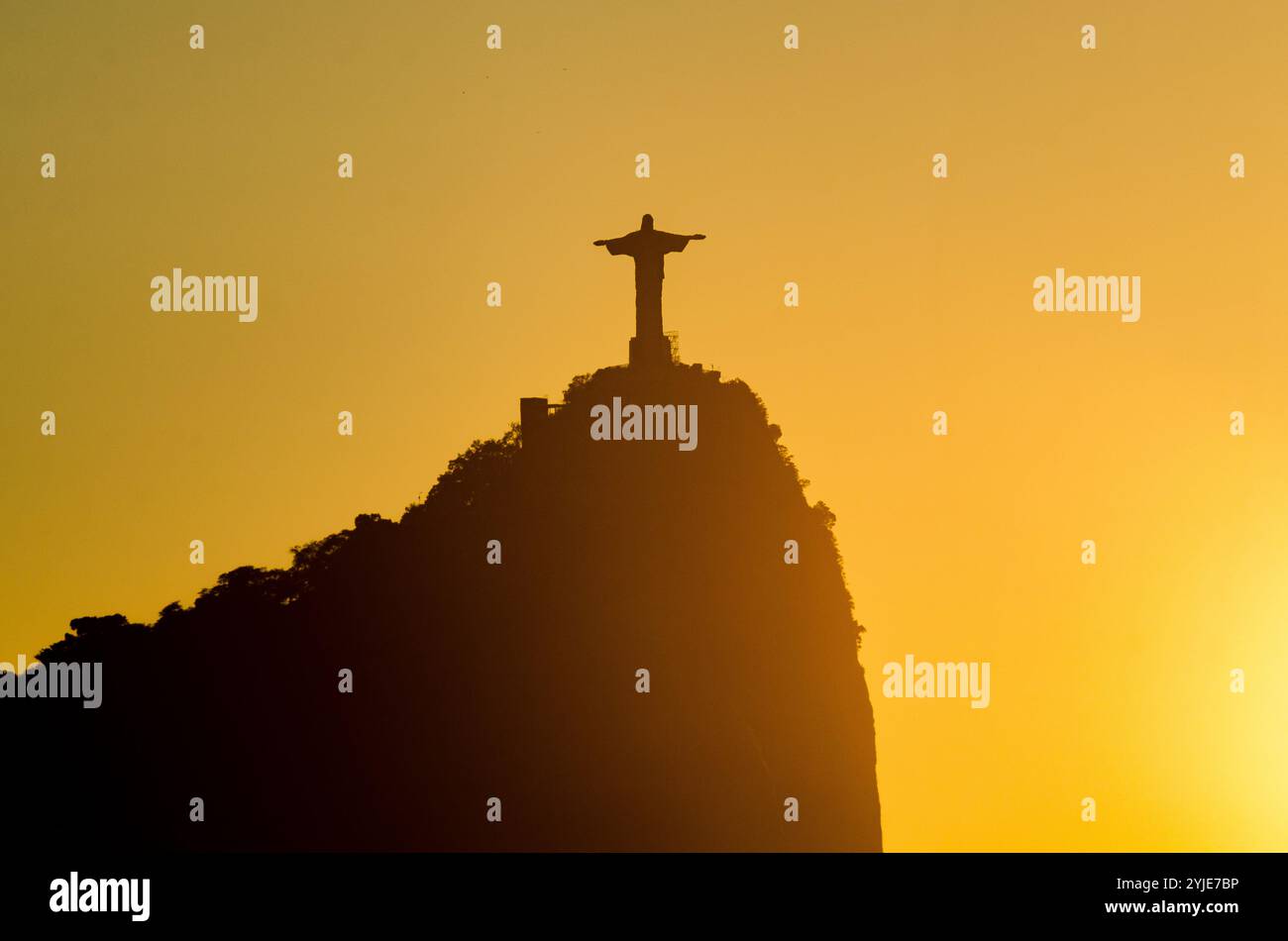 The famous Rio de Janeiro landmark - Christ the Redeemer statue and ...