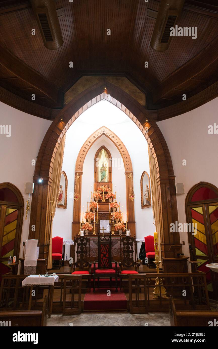 Small catholic chapel hi-res stock photography and images - Alamy