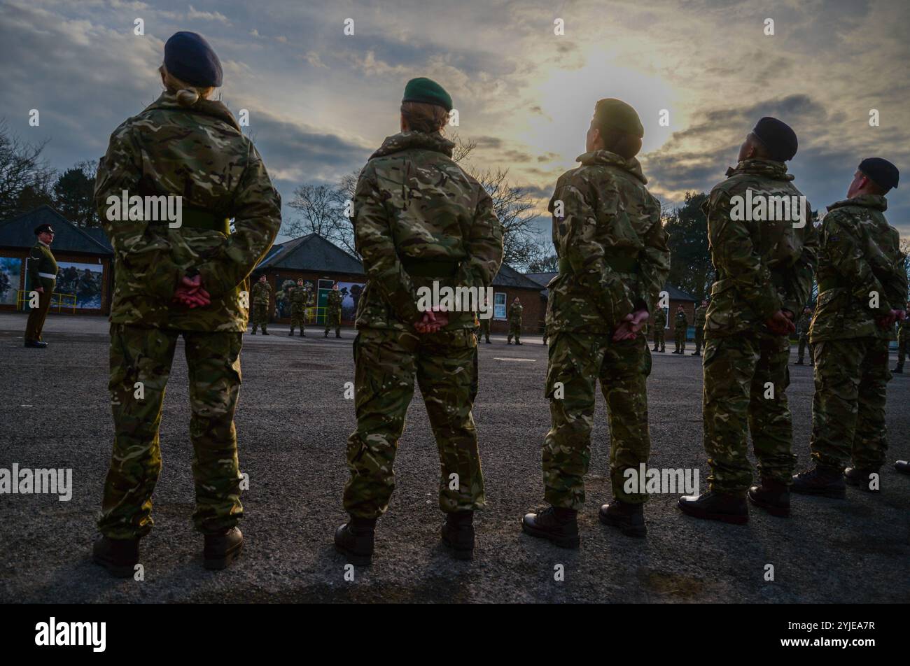 British Army Soldiers learning drill on a parade square Stock Photo - Alamy