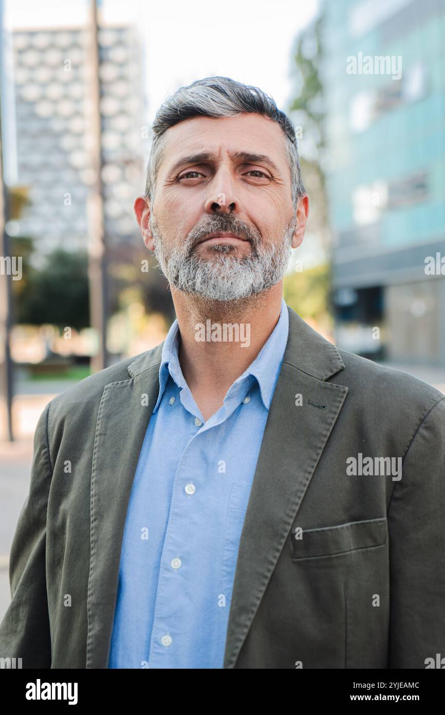 Photo focused serious mature hi-res stock photography and images - Alamy