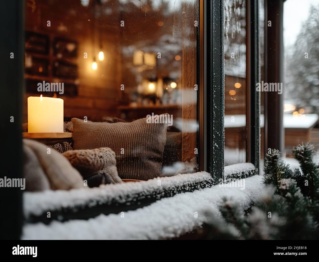 Inviting window snow hi-res stock photography and images - Alamy