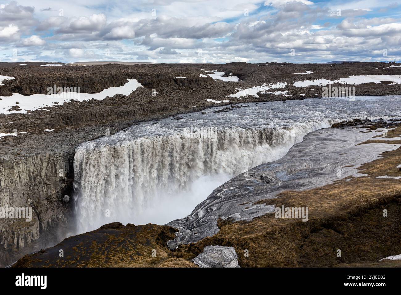 Dettifoss waterfall in Vatnajokull National Park in Northeast Iceland ...