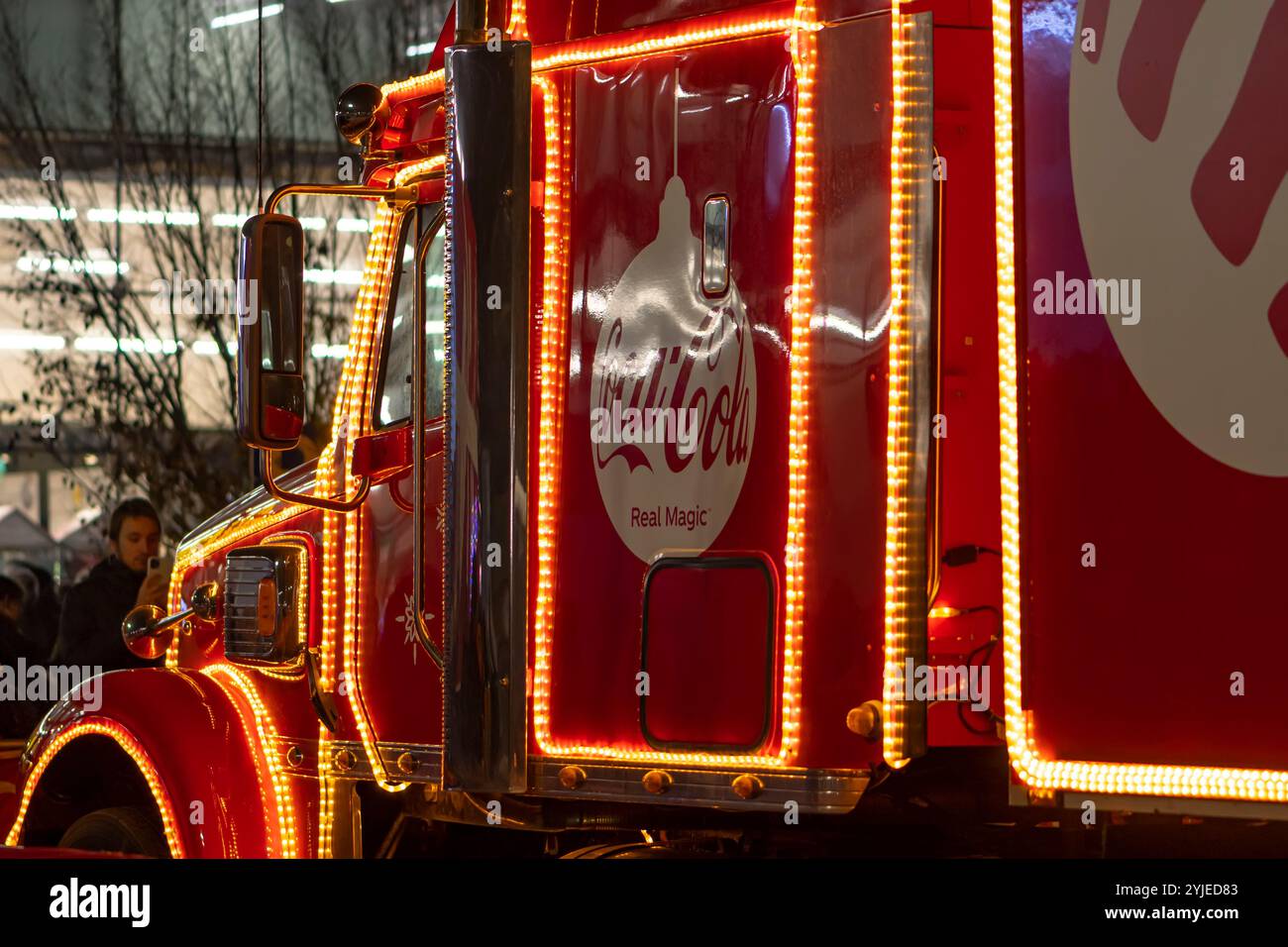 Coca-Cola Santa Claus' New Year's Eve and Christmas truck at an evening ...