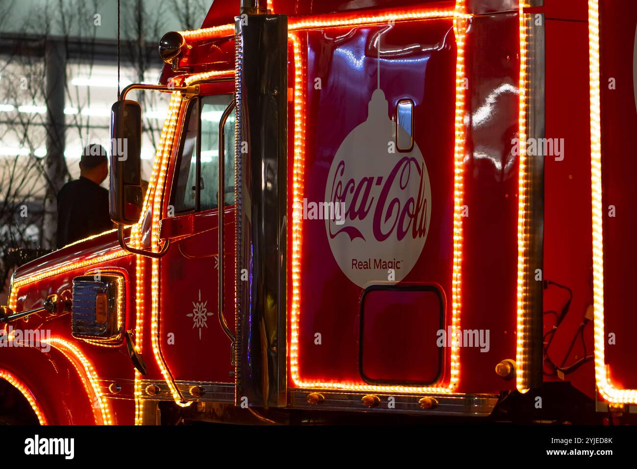 Coca-Cola Santa Claus' New Year's Eve and Christmas truck at an evening ...