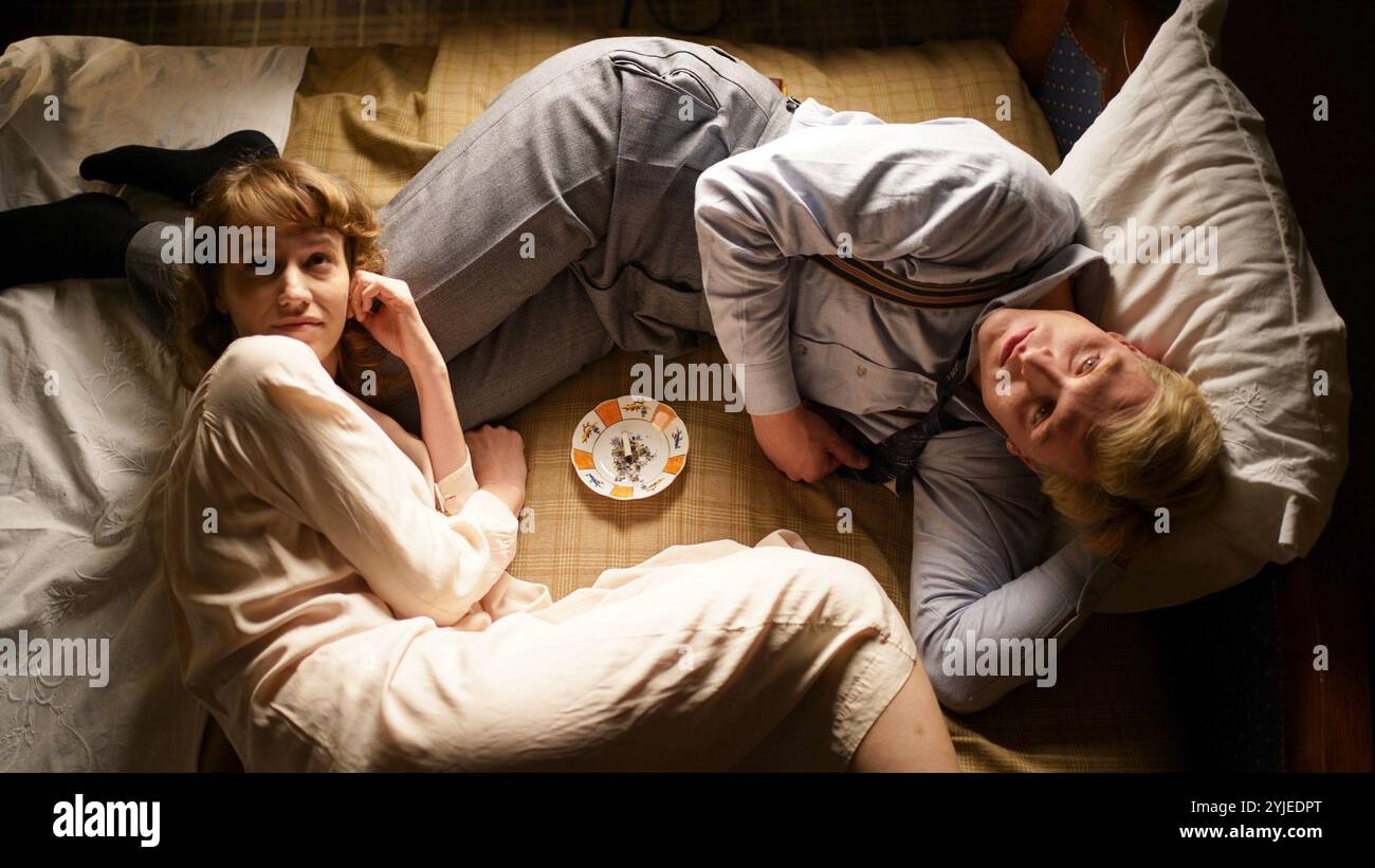 BONHOEFFER, from left: Nadine Heidenreich, as Paula Bonhoeffer, Jonas ...