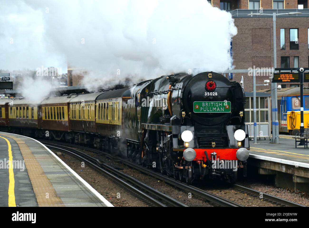 British pullman hi-res stock photography and images - Alamy