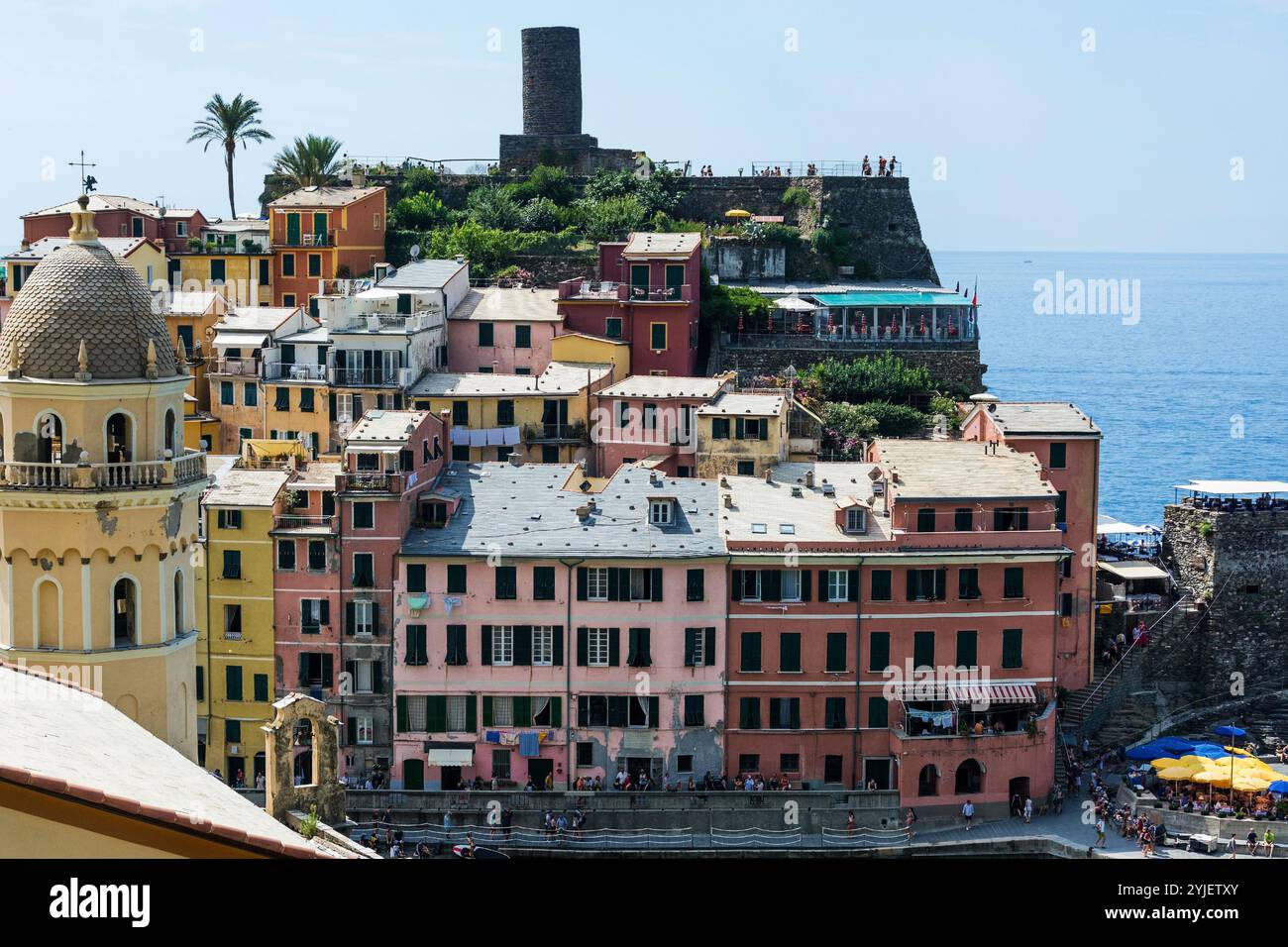 Vernazza is considered the most beautiful of the villages of the Cinque ...