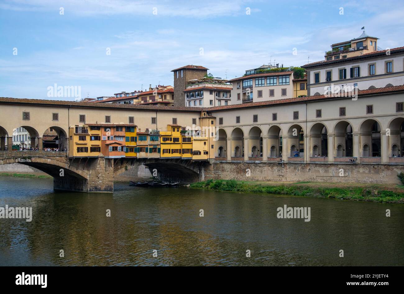 The Ponte Vecchio is the oldest bridge over the Arno in the Italian ...