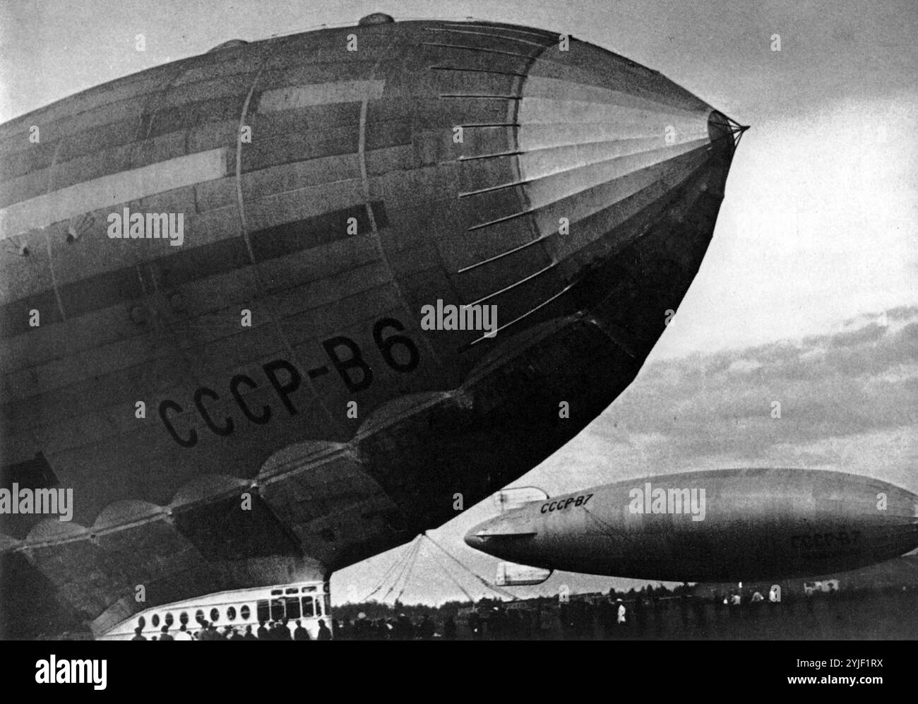 Soviet airships hi-res stock photography and images - Alamy