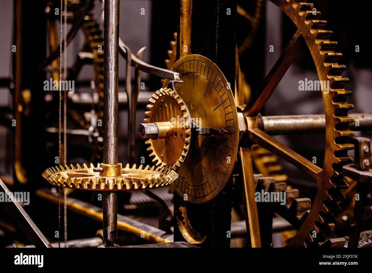 Vintage watch mechanism working macro hi-res stock photography and ...