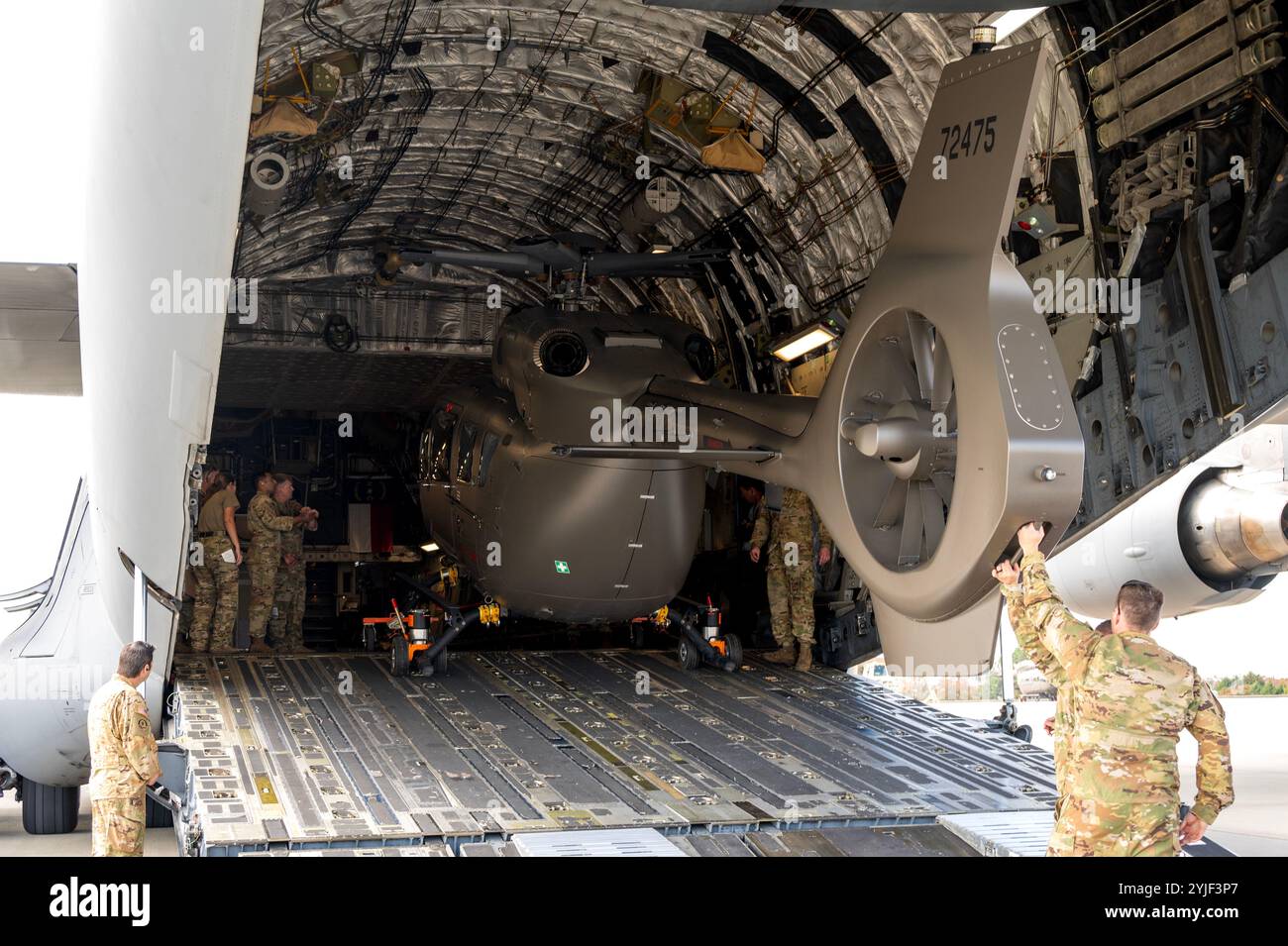 Operation scenario hi-res stock photography and images - Alamy