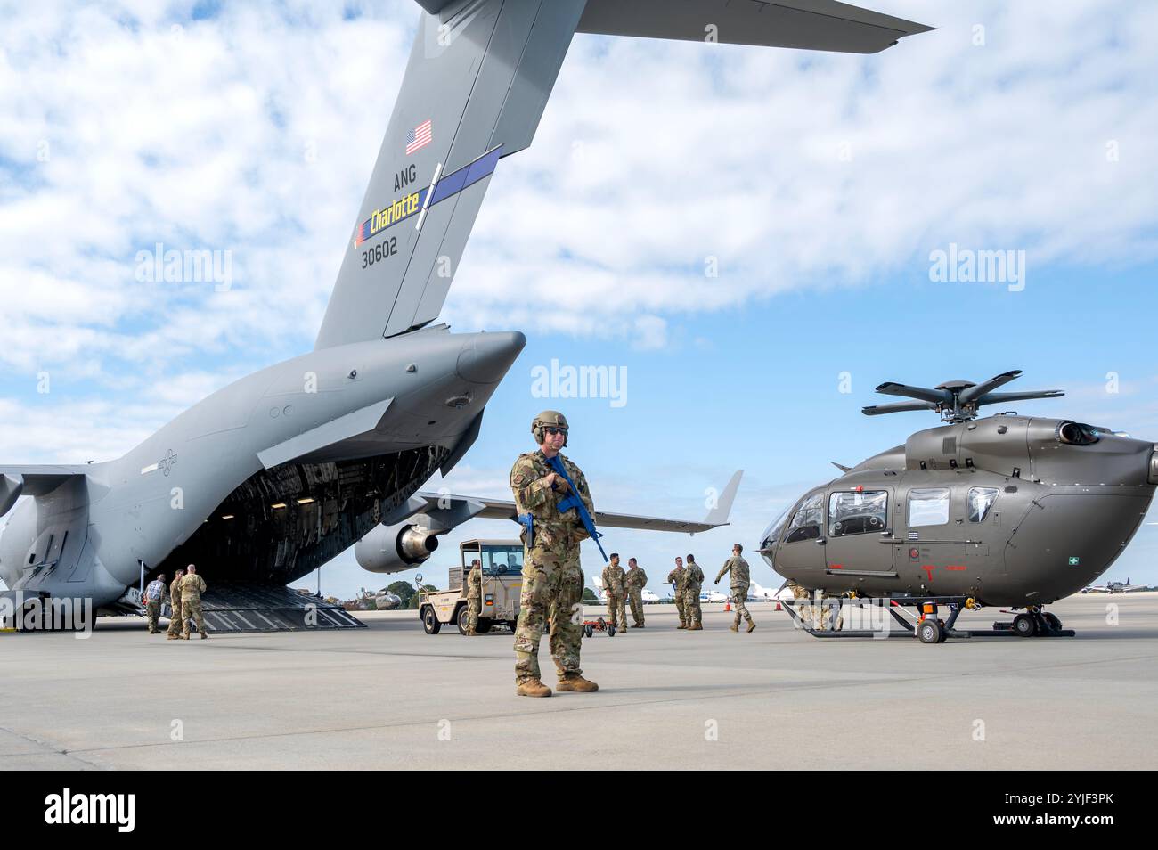 U s air force raven security hi-res stock photography and images - Alamy