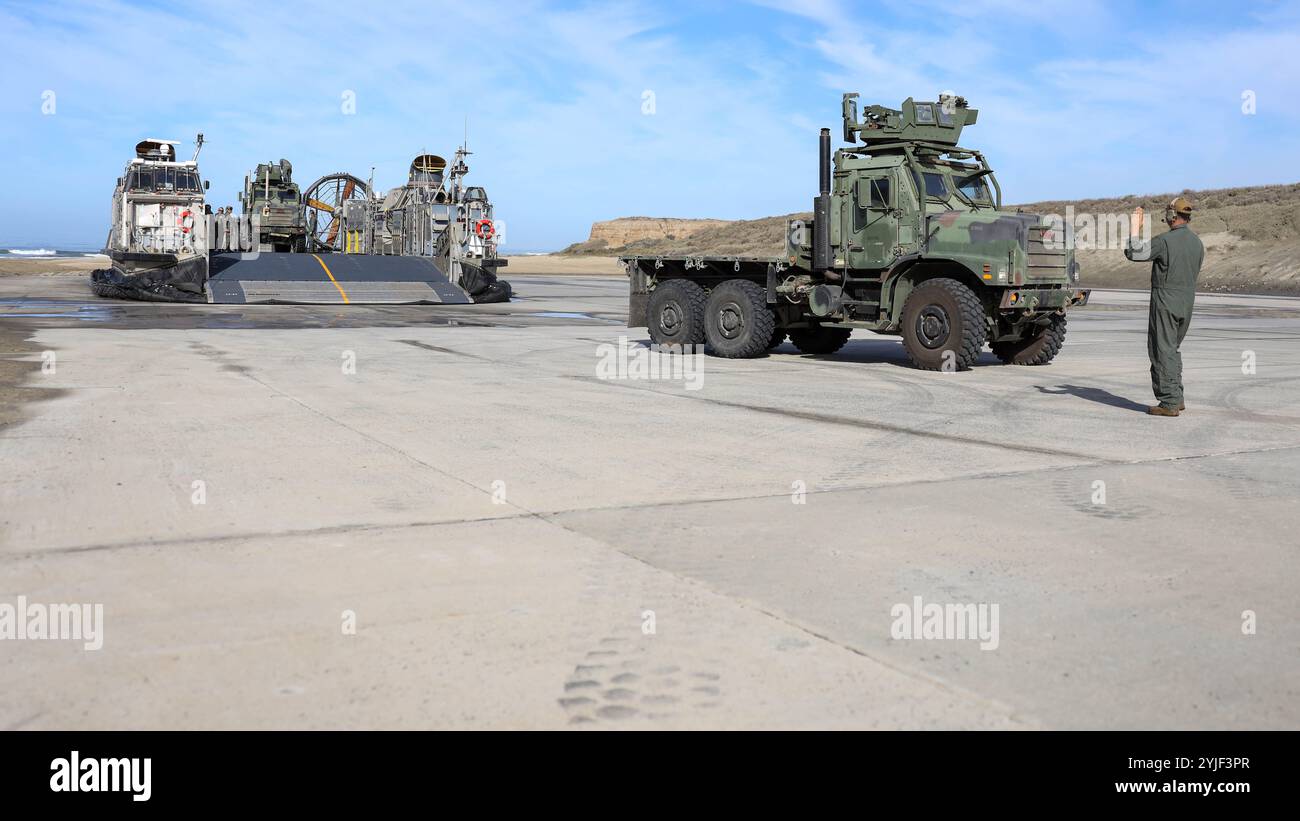 U.S. Marines with Combat Logistics Regiment 17, 1st Marine Logistics ...