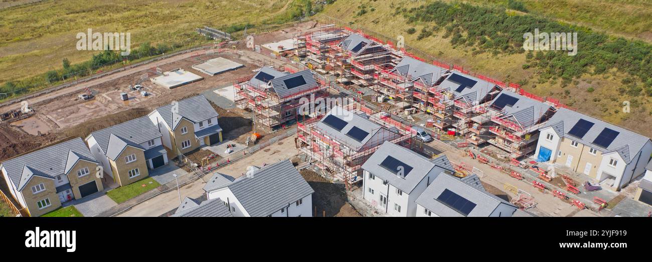 New housing development at Dargavel in Bishopton Stock Photo - Alamy