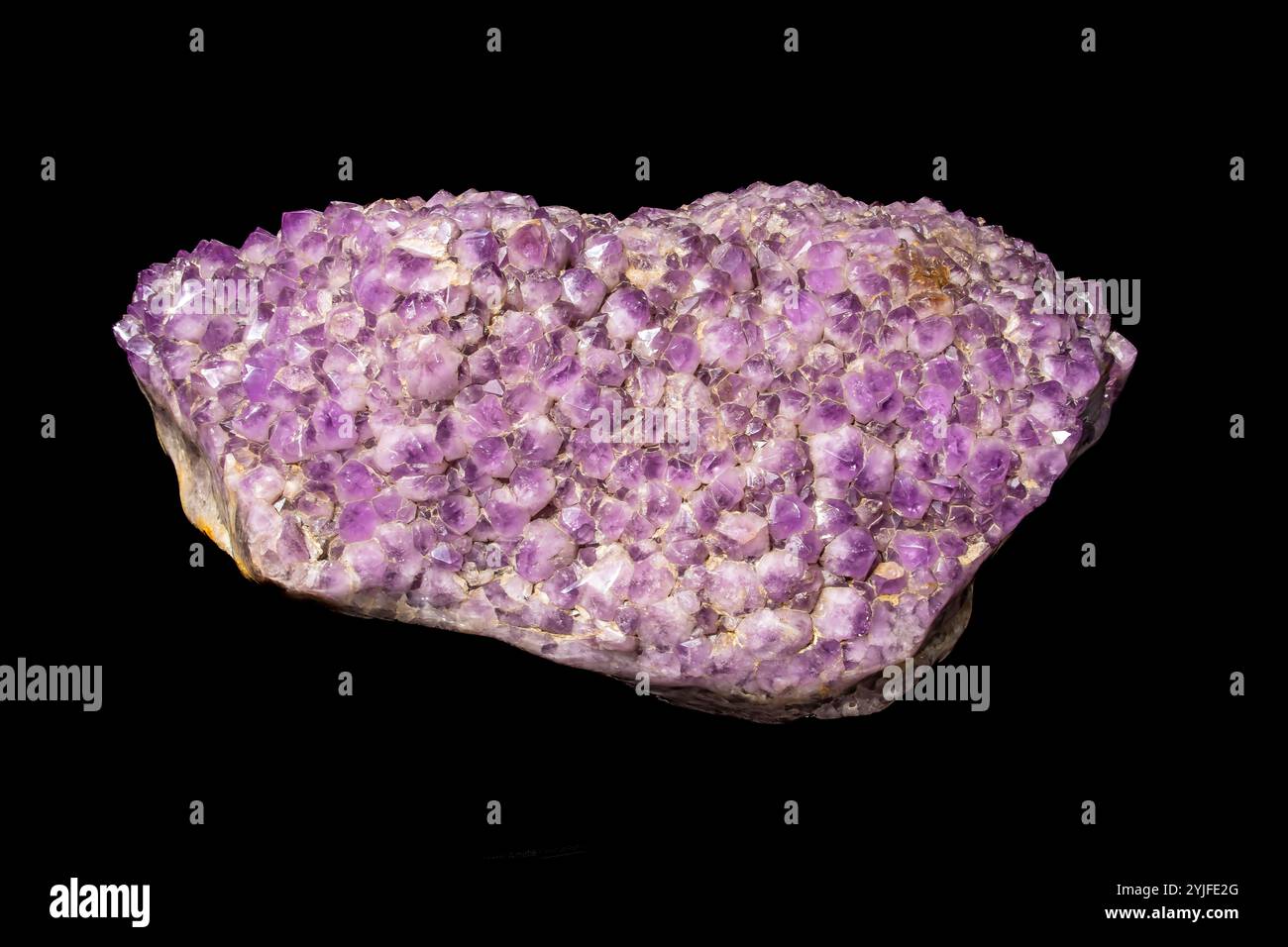 An impressive 800-kilogram amethyst, a purple quartz mineral Stock ...