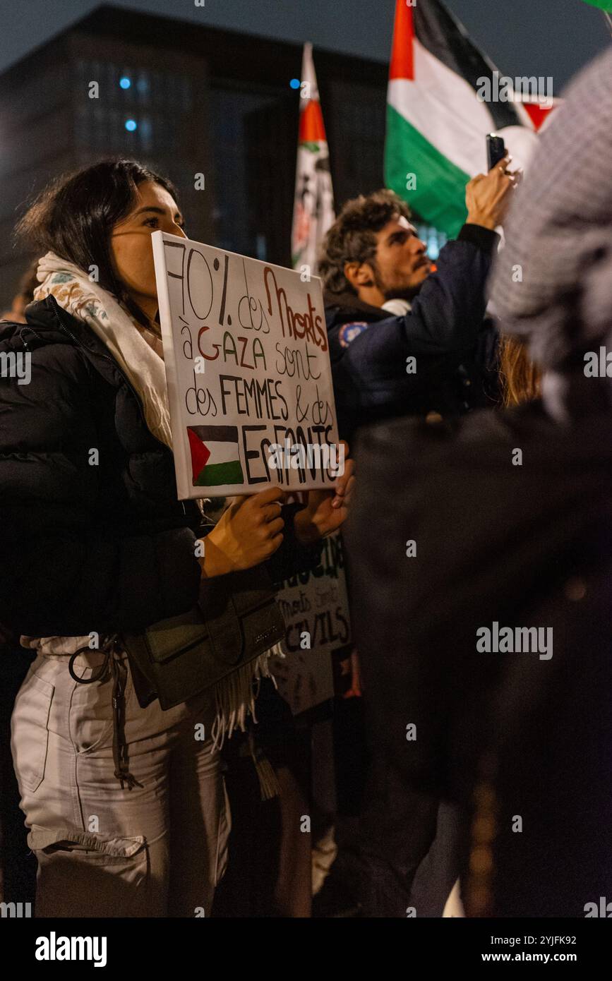 Place du front populaire hi-res stock photography and images - Alamy