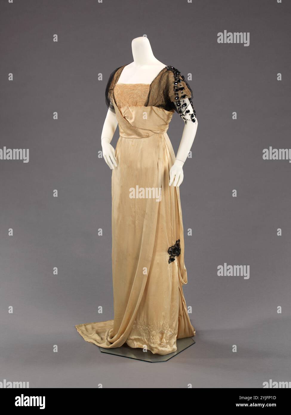 Evening dress. Culture: French. Designer: Paul Poiret (French, Paris ...