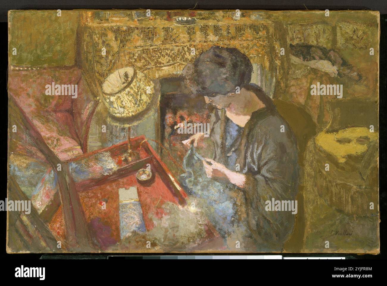 Drawing table 1920s hi-res stock photography and images - Alamy