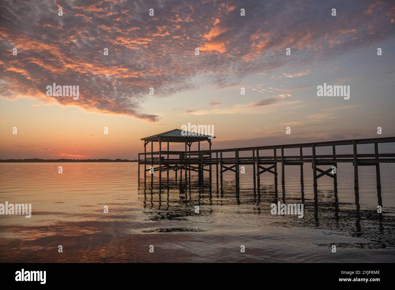 Sunrise over lagoon hi-res stock photography and images - Alamy