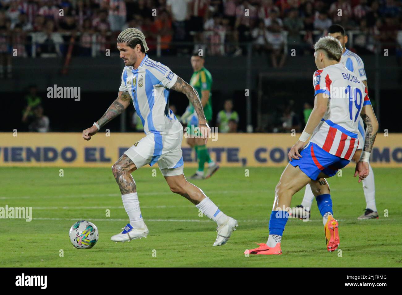 Paraguays fans hi-res stock photography and images - Alamy