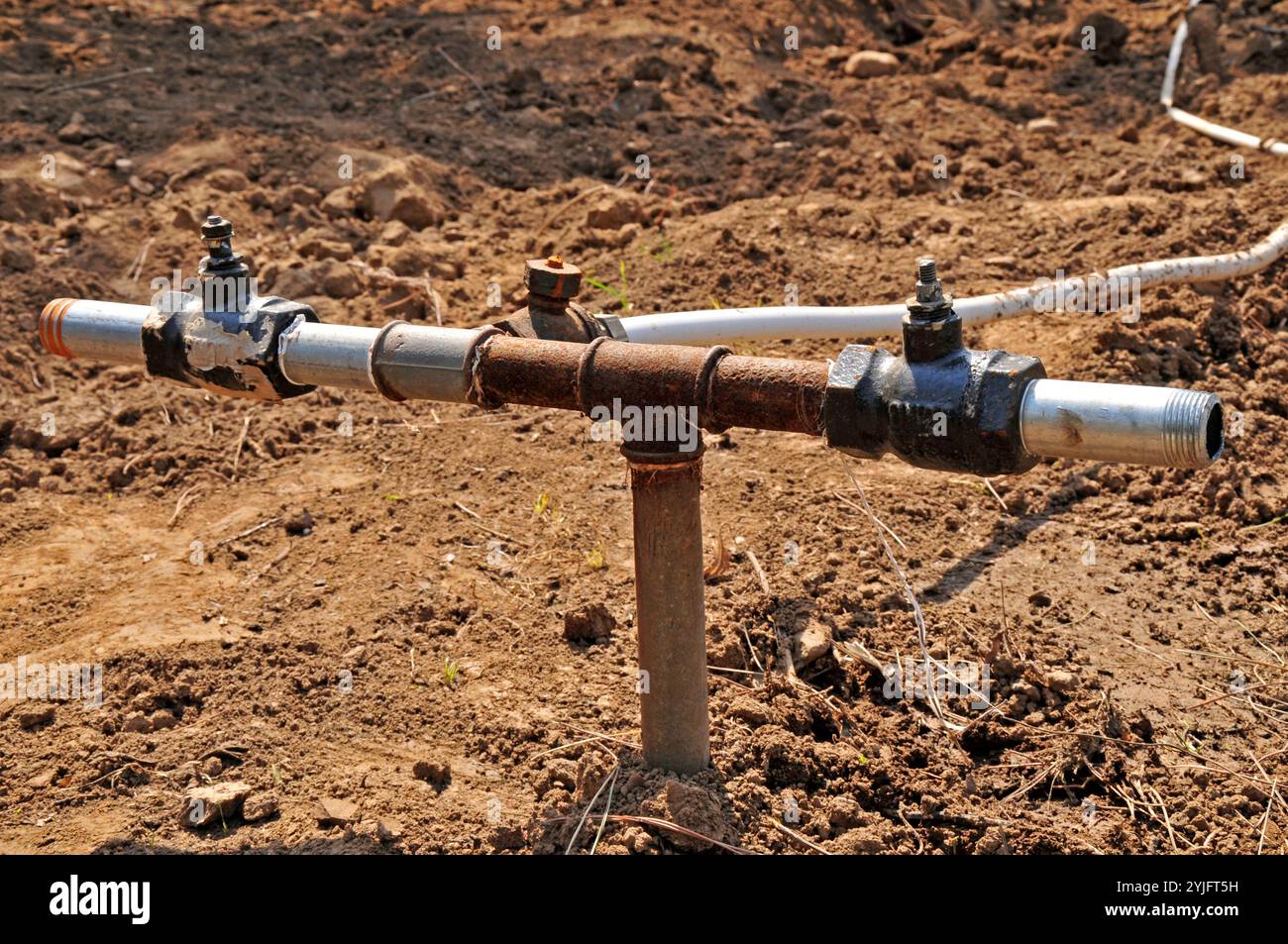 Wet pipe valves hi-res stock photography and images - Alamy