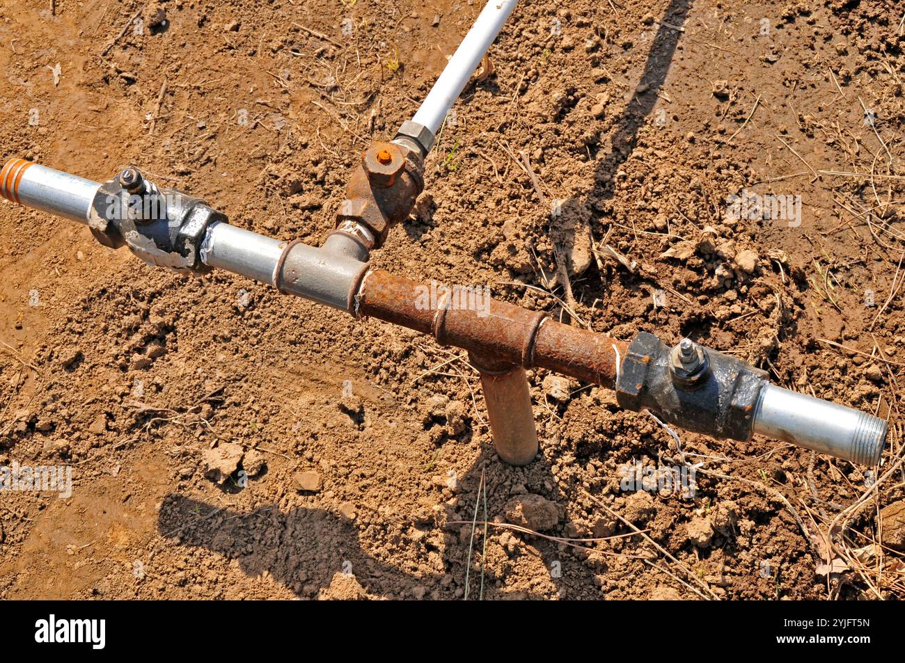 Wet pipe valves hi-res stock photography and images - Alamy