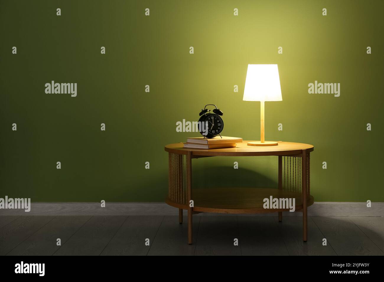 Wall clock late night detail hi-res stock photography and images - Alamy