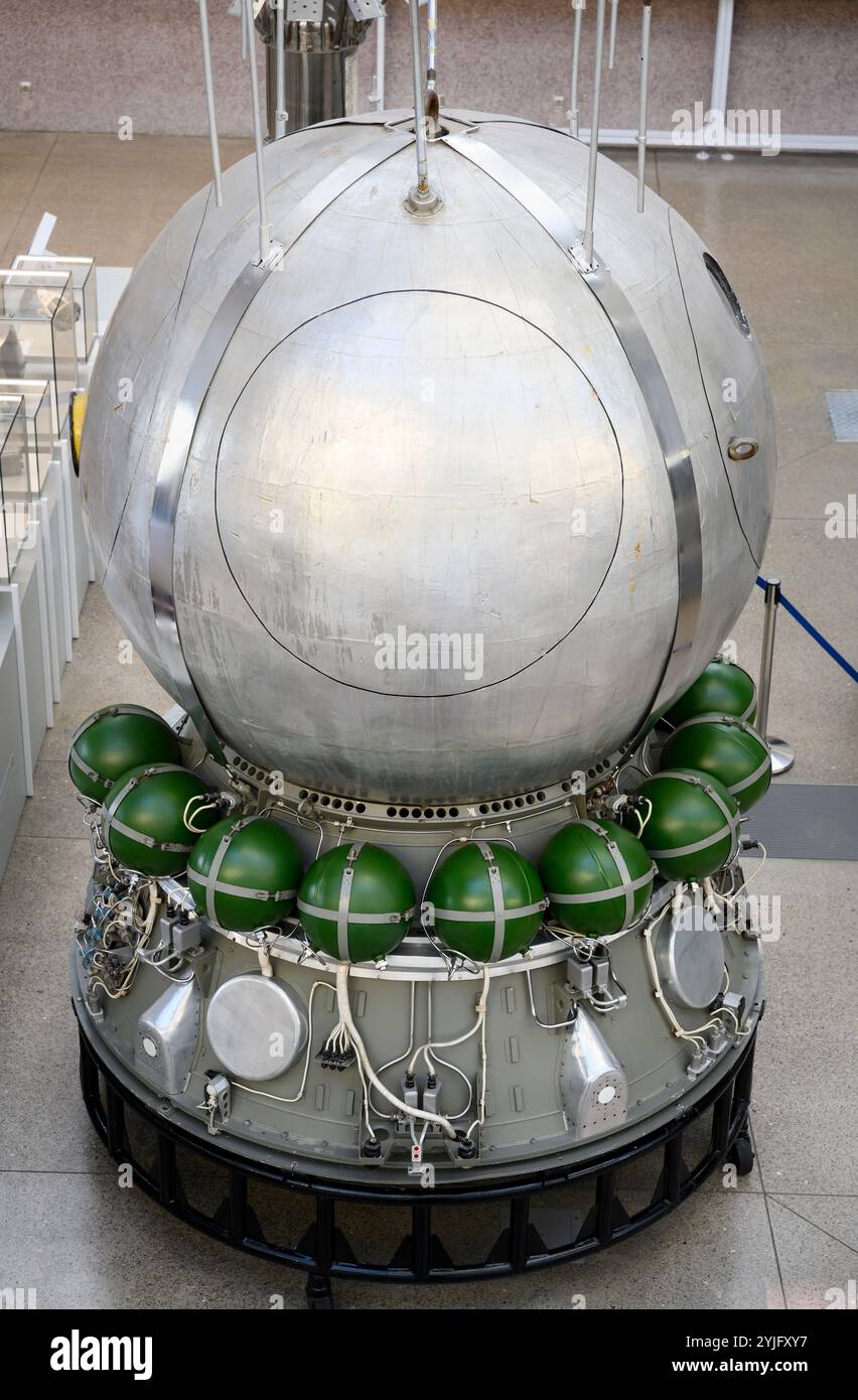 Soviet sphere hi-res stock photography and images - Alamy