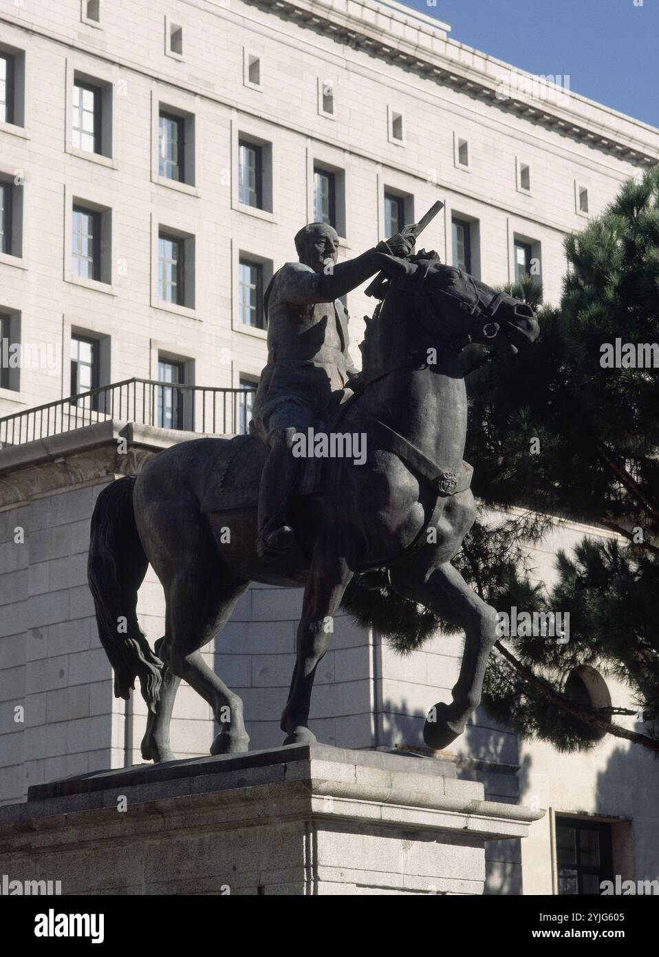 Estatua ecuestre franco hi-res stock photography and images - Alamy