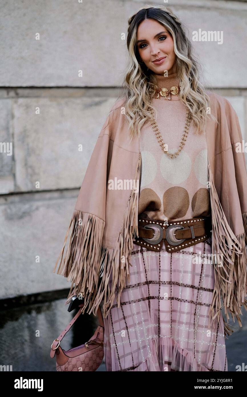 Street style, Cris Mata arriving at Elie Saab Spring Summer 2025 show ...