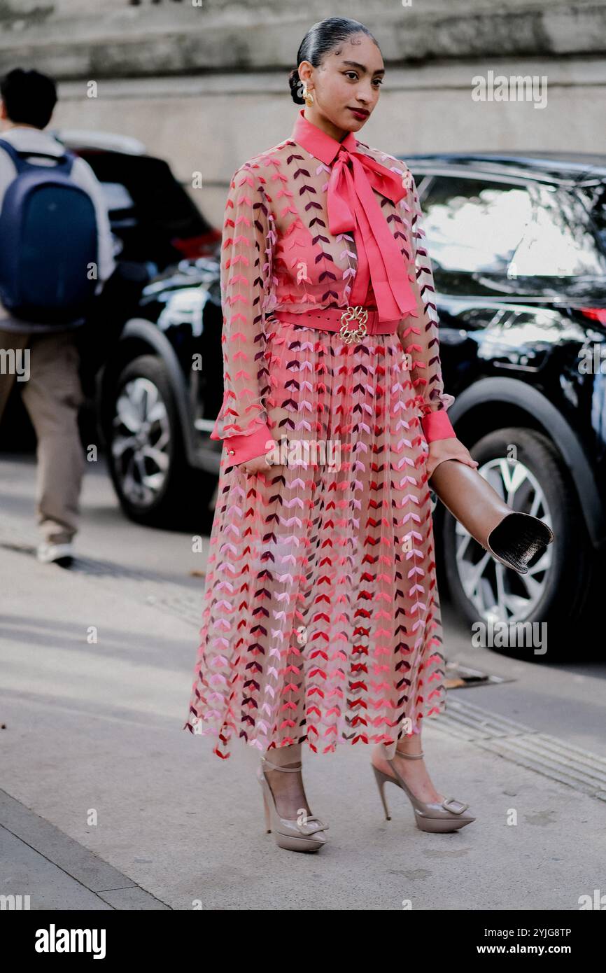 Street style, Lyric Mariah arriving at Elie Saab Spring Summer 2025 ...