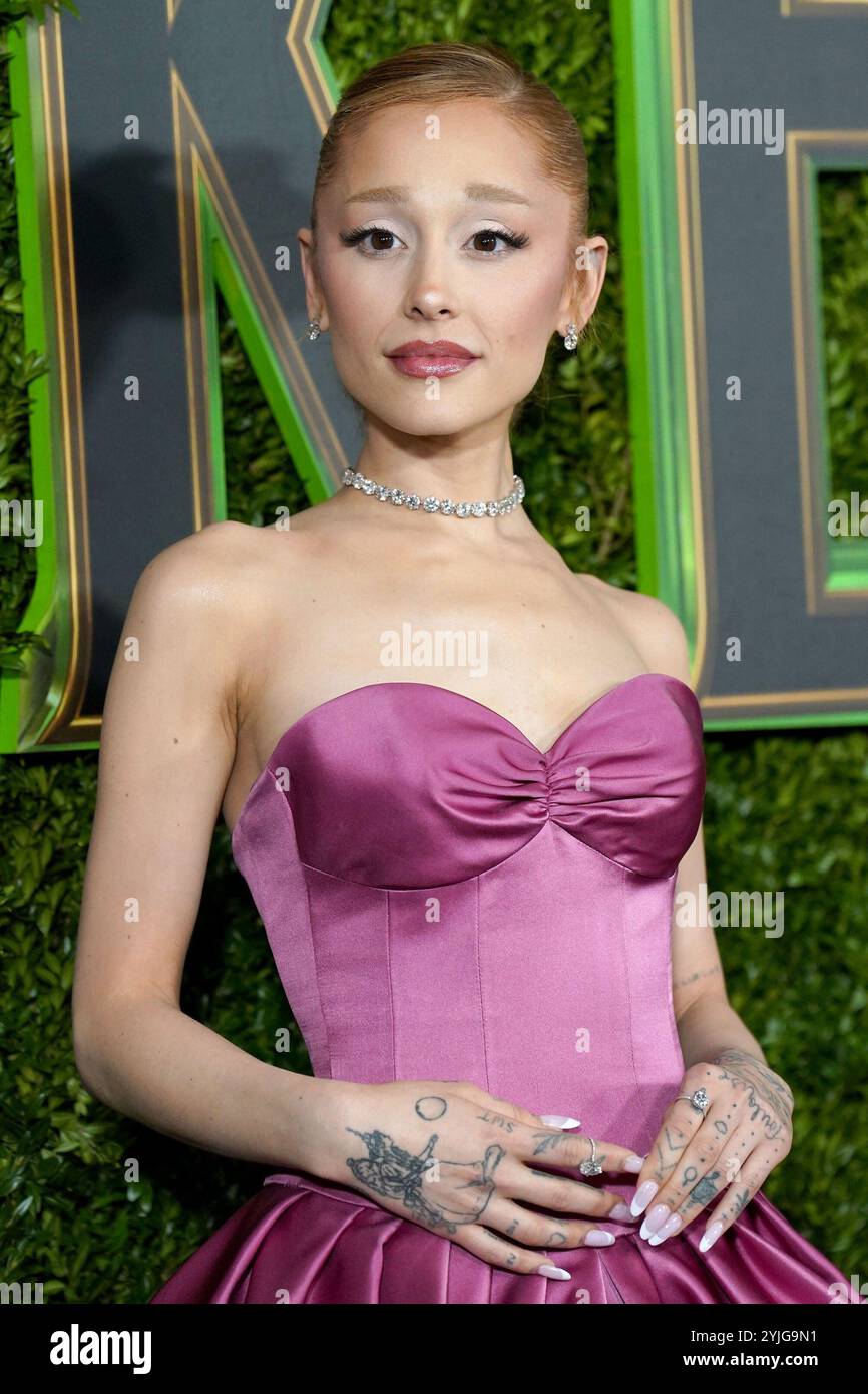 Ny. 14th Nov, 2024. Ariana Grande at arrivals for WICKED Premiere, MoMA ...