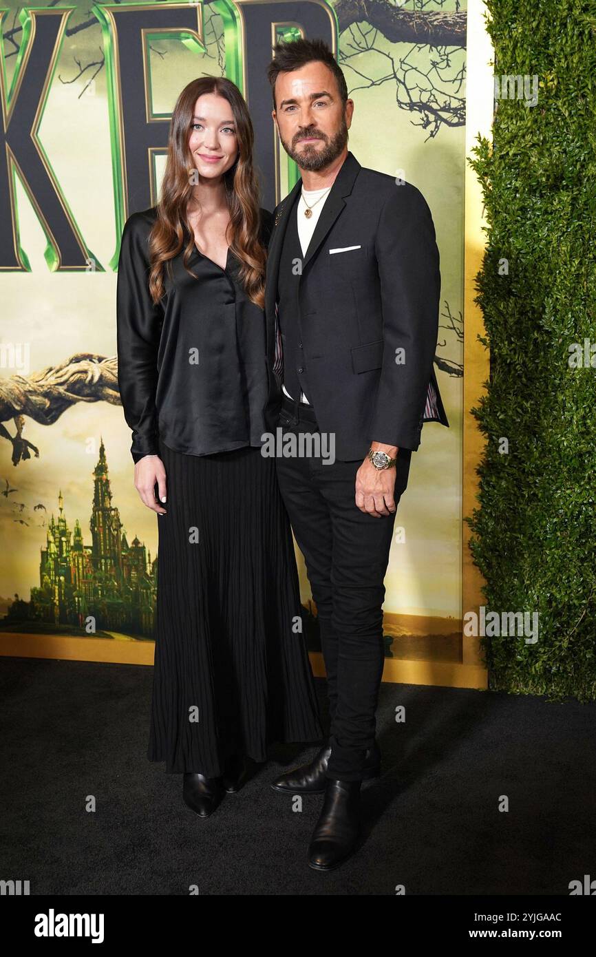 Ny. 14th Nov, 2024. Nicole Brydon Bloom, Justin Theroux at arrivals for ...