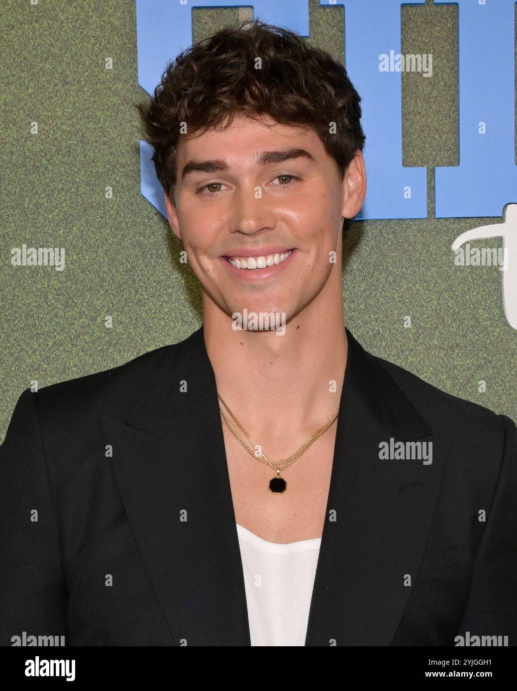 Noah beck sidelined the qb and me hi-res stock photography and images ...