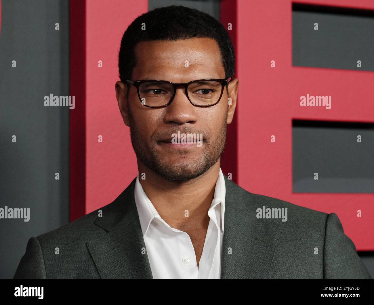 Los Angeles, USA. 14th Nov, 2024. Sullivan Jones arrives at the ...