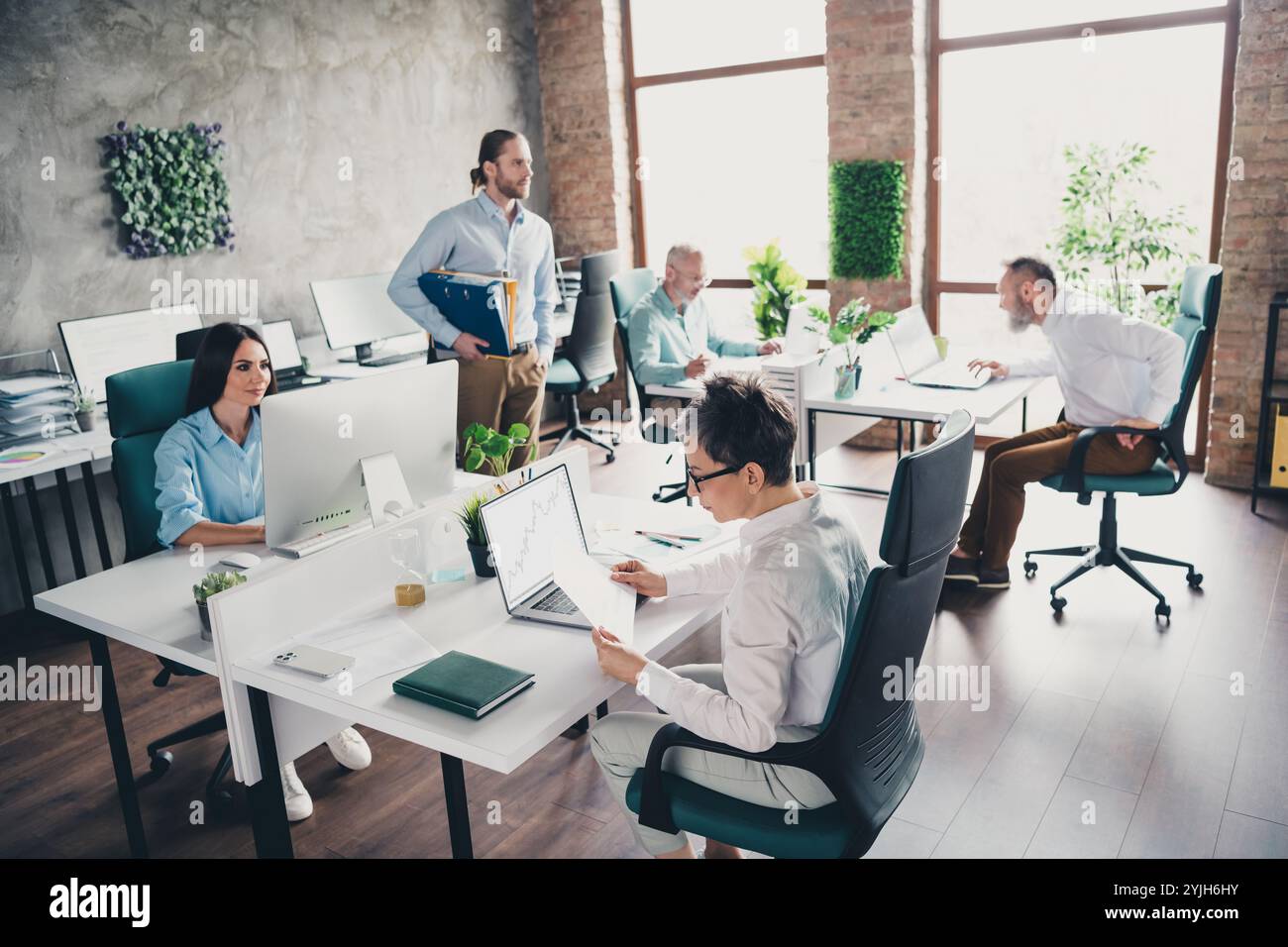 Full body photo of teamwork people working together project comfortable ...